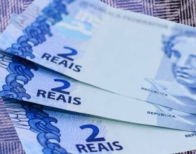 Conheça duas notas de 2 reais que são muito RARAS e VALISOAS! - Pensar ...