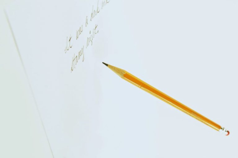 Quando e como usar aspas em uma redação? - Blog Pensar Cursos