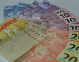 Português em foco! "Infligir" X "infringir": Tem diferença? - Pensar Cursos